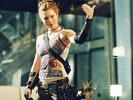 Jessica Biel As A Vampire Hunter In Blade Trinity 2004 Snakkle 6162