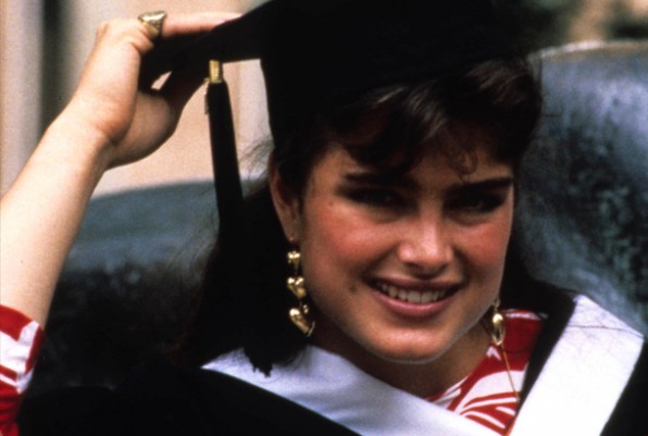 brooke-shields-college-graduation-princeton-young-1987-photo-FC – Snakkle