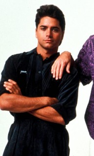 John Stamos on Full House in 1987 – Snakkle